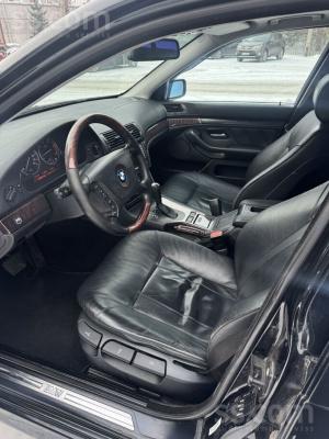 Melns BMW 530 2003 Jūrmala, ar dzinēja tilpumu 3.00 L un nobraukumu 0 tūkst. km par 2888 €, foto 7 vietnē AUTOMOTO.COM.LV