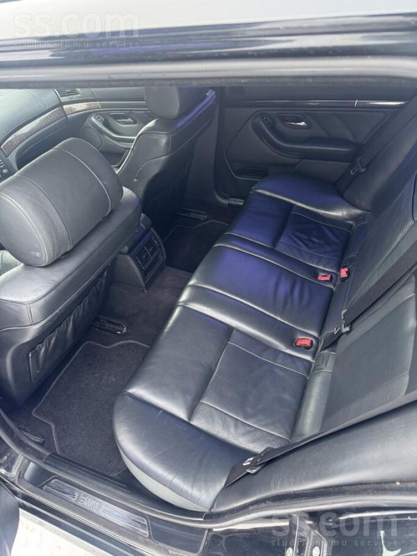 Black BMW 530 2003 in Jurmala, with an engine capacity of 3.00 L and mileage of 0 thousand km for 2888 €, photo 8 on AUTOMOTO.COM.LV