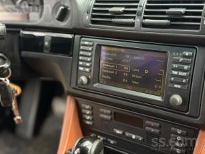 Black BMW 530 2003 in Riga, with an engine capacity of 3.00 L and mileage of 343 thousand km for 2500 €, photo 11 on AUTOMOTO.COM.LV
