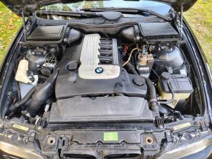 Melns BMW 530 2003 Ludza, ar dzinēja tilpumu 3.00 L un nobraukumu 500 tūkst. km par 2300 €, foto 14 vietnē AUTOMOTO.COM.LV