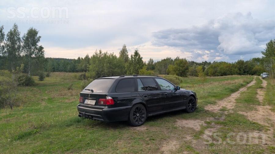 Melns BMW 530 2003 Daugavpils, ar dzinēja tilpumu 3.00 L un nobraukumu 400 tūkst. km par 3300 €, foto 6 vietnē AUTOMOTO.COM.LV
