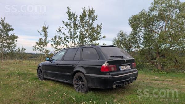 BMW 530 2003 Daugavpils vietnÄ Melns BMW 530 2003 Daugavpils, ar dzinÄja tilpumu 3.00 L un nobraukumu 400 tÅ«kst. km par 3300 ā¬, foto 7 vietnÄ AUTOMOTO.COM.LV