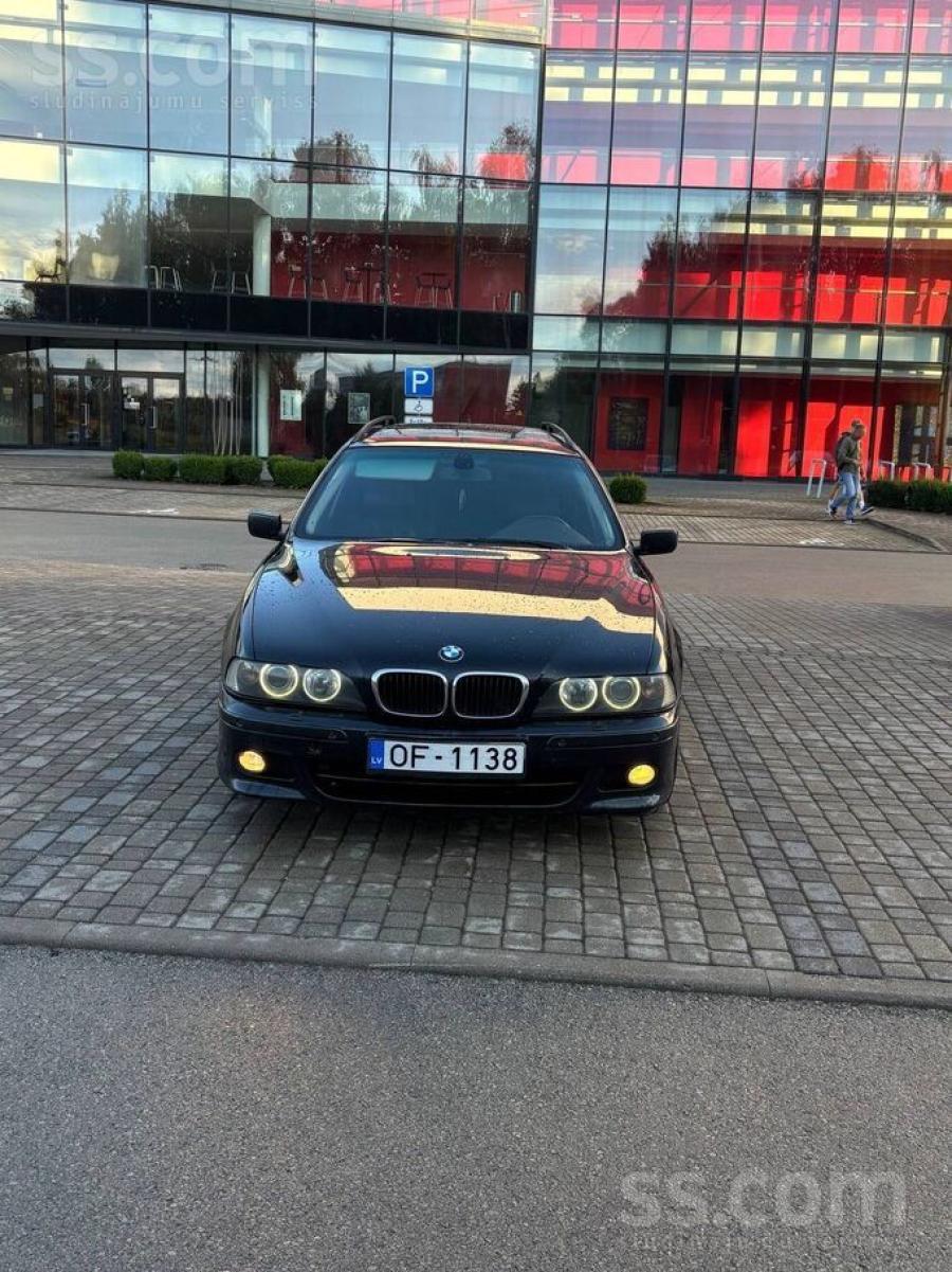 Black BMW 530 2003 in Rezekne, with an engine capacity of 3.00 L and mileage of 352 thousand km for 2680 €, photo 17 on AUTOMOTO.COM.LV
