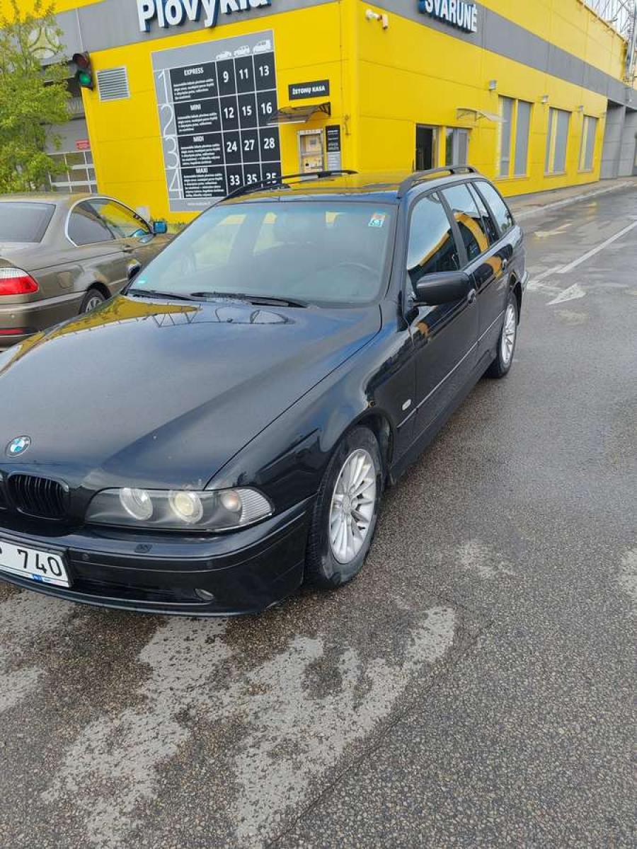 Melns BMW 530 2003 Šauļi, ar dzinēja tilpumu 2.93 L un nobraukumu 412 tūkst. km par 2500 €, foto 3 vietnē AUTOMOTO.COM.LV