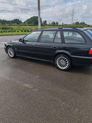 Melns BMW 530 2003 Šauļi, ar dzinēja tilpumu 2.93 L un nobraukumu 412 tūkst. km par 2500 €, foto 4 vietnē AUTOMOTO.COM.LV