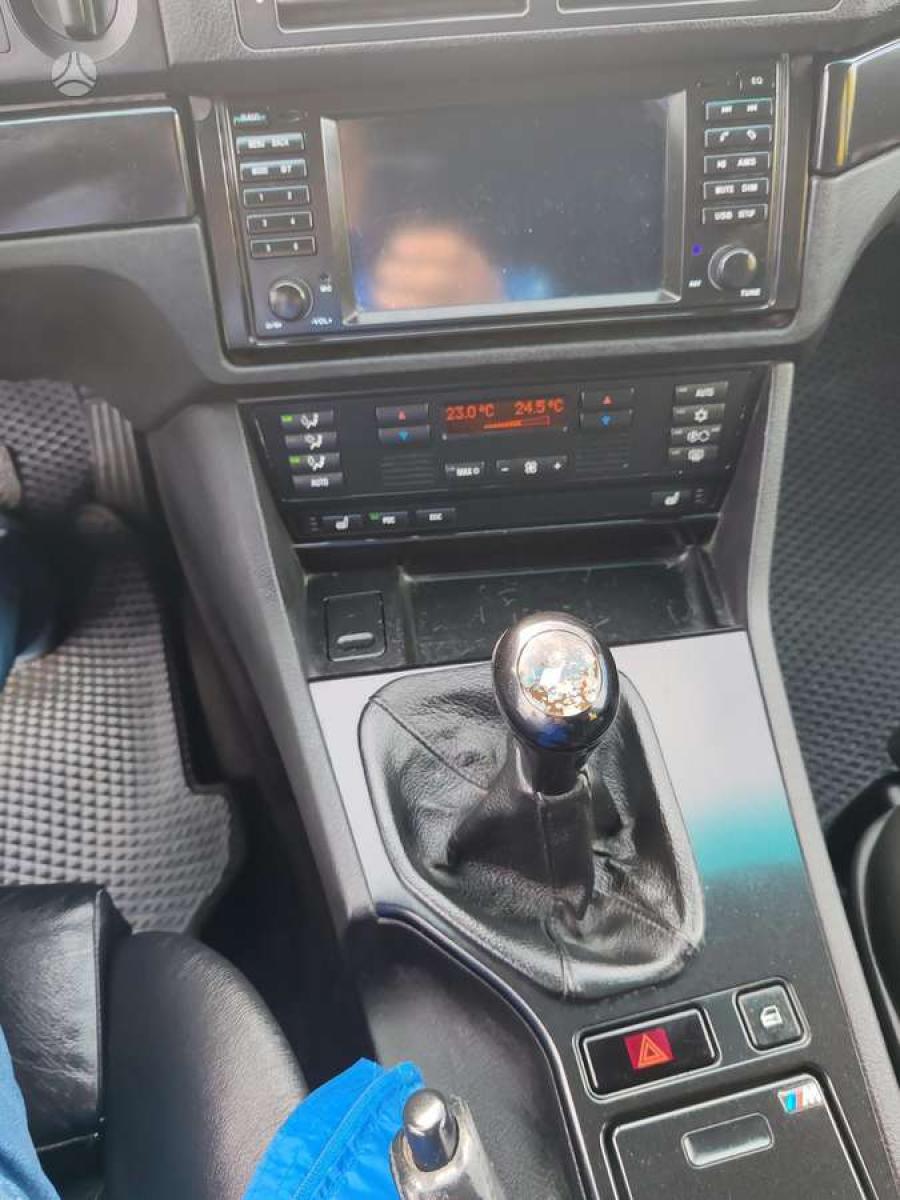 Melns BMW 530 2003 Šauļi, ar dzinēja tilpumu 2.93 L un nobraukumu 412 tūkst. km par 2500 €, foto 11 vietnē AUTOMOTO.COM.LV