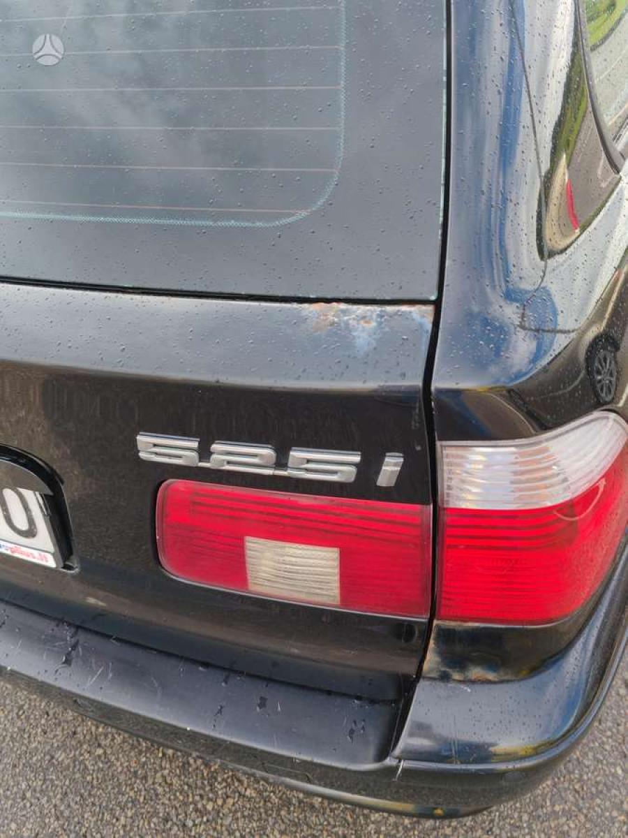 Melns BMW 530 2003 Šauļi, ar dzinēja tilpumu 2.93 L un nobraukumu 412 tūkst. km par 2500 €, foto 21 vietnē AUTOMOTO.COM.LV