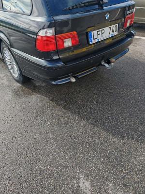 Melns BMW 530 2003 Šauļi, ar dzinēja tilpumu 2.93 L un nobraukumu 412 tūkst. km par 2500 €, foto 25 vietnē AUTOMOTO.COM.LV