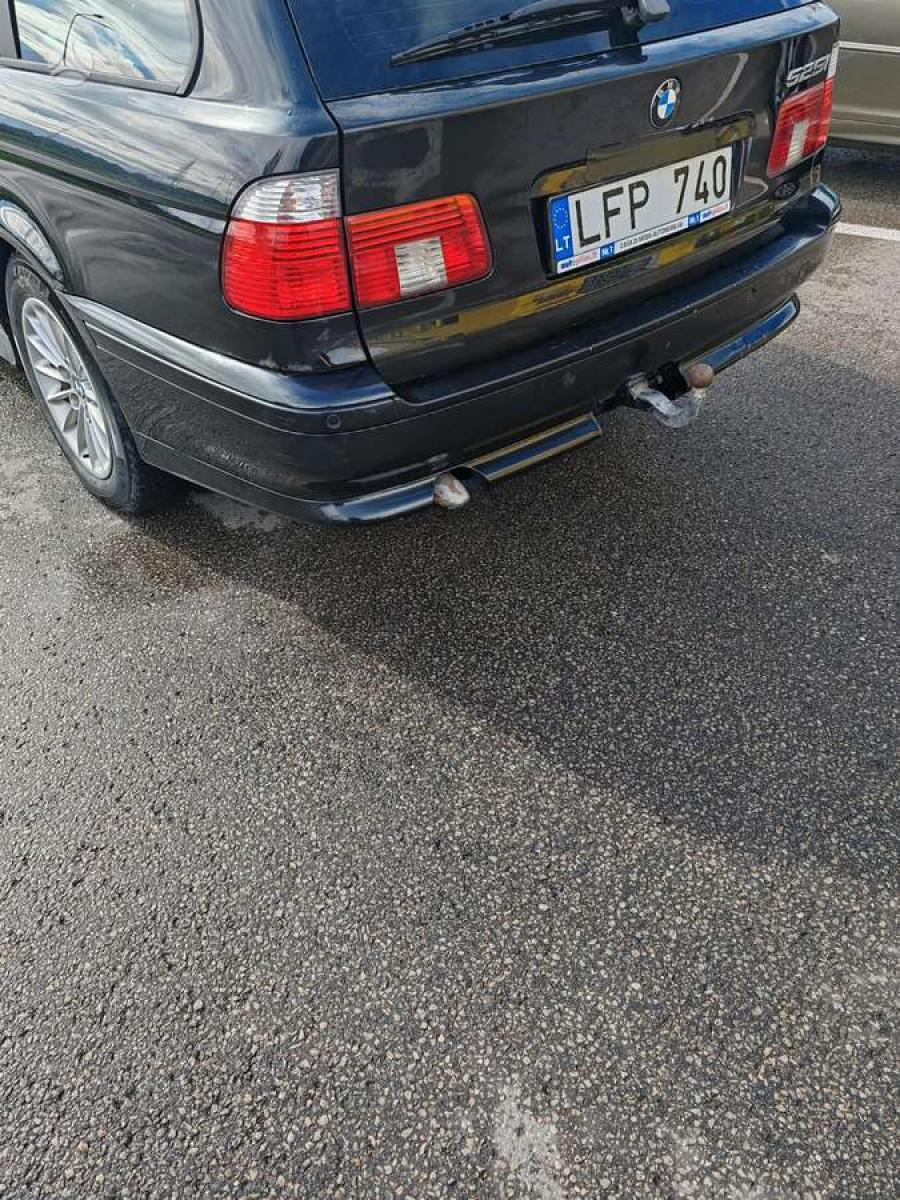 Melns BMW 530 2003 Šauļi, ar dzinēja tilpumu 2.93 L un nobraukumu 412 tūkst. km par 2500 €, foto 25 vietnē AUTOMOTO.COM.LV