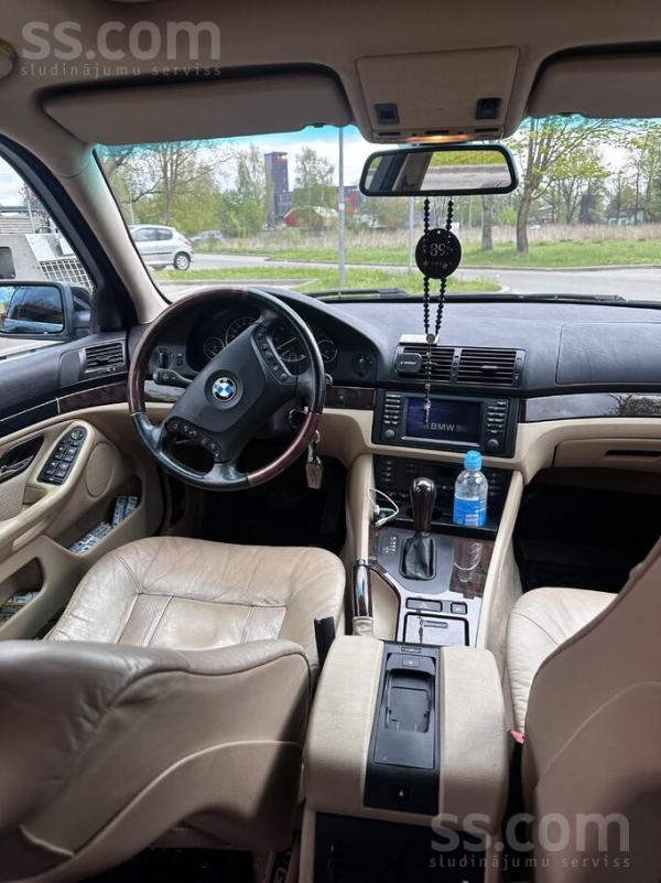 БМВ 530 2003 в Рига на AUTOMOTO.COM.LV Черный БМВ 530 2003 в Рига, объемом двигателя 3.00 л и пробегом 330 тыс. км за 2500 €, фото 3 на AUTOMOTO.COM.LV