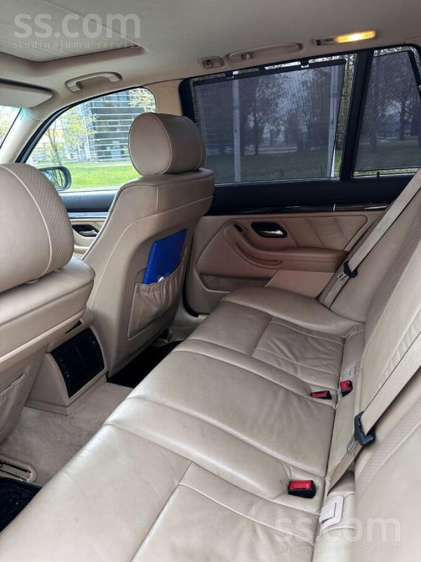 БМВ 530 2003 в Рига на AUTOMOTO.COM.LV Черный БМВ 530 2003 в Рига, объемом двигателя 3.00 л и пробегом 330 тыс. км за 2500 €, фото 5 на AUTOMOTO.COM.LV