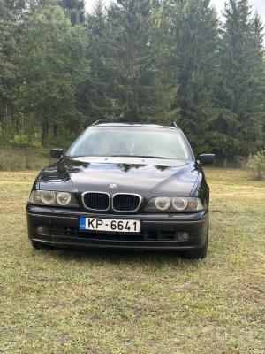 Melns BMW 530 2003 Daugavpils, ar dzinēja tilpumu 3.00 L un nobraukumu 400 tūkst. km par 1950 €, foto  vietnē AUTOMOTO.COM.LV