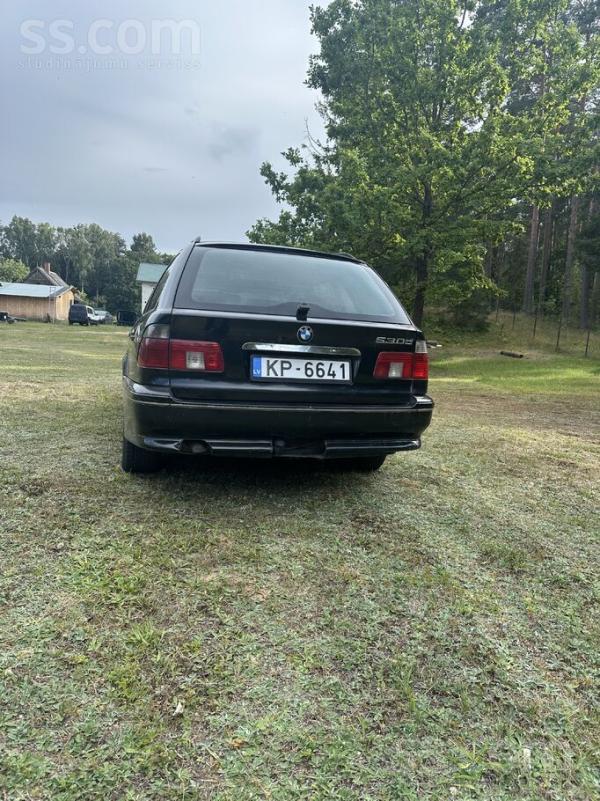 Melns BMW 530 2003 Daugavpils, ar dzinēja tilpumu 3.00 L un nobraukumu 400 tūkst. km par 1950 €, foto 5 vietnē AUTOMOTO.COM.LV