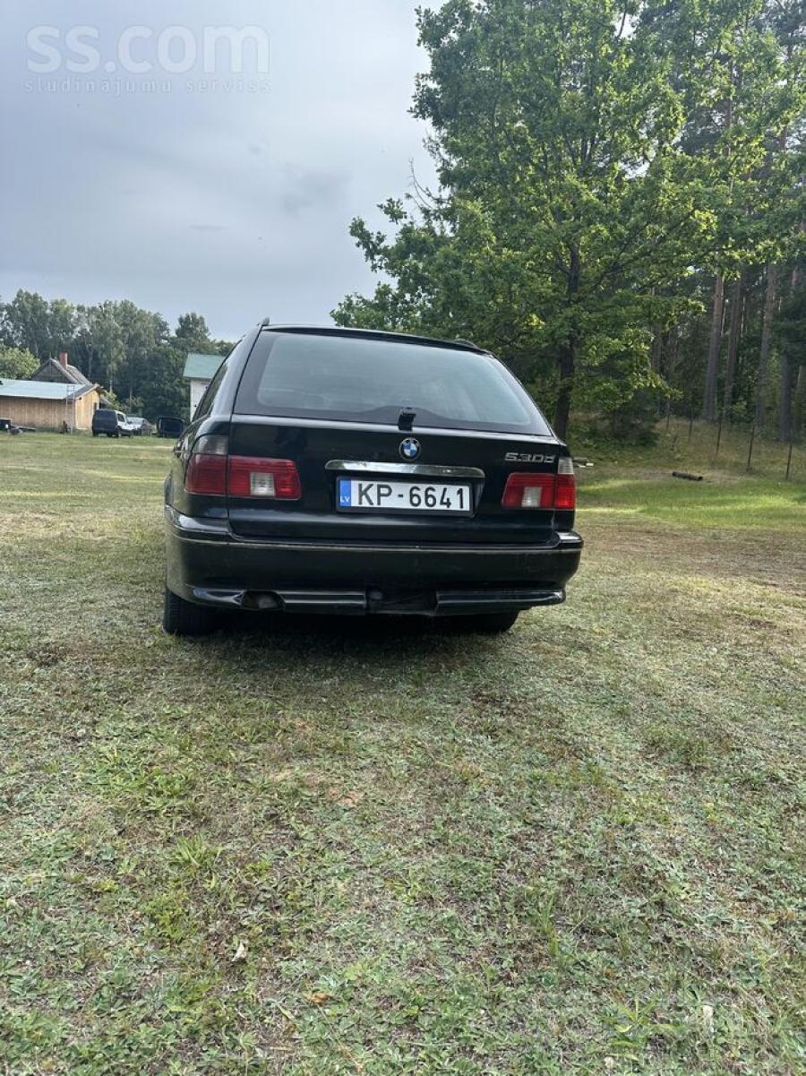 Melns BMW 530 2003 Daugavpils, ar dzinēja tilpumu 3.00 L un nobraukumu 400 tūkst. km par 1950 €, foto 5 vietnē AUTOMOTO.COM.LV