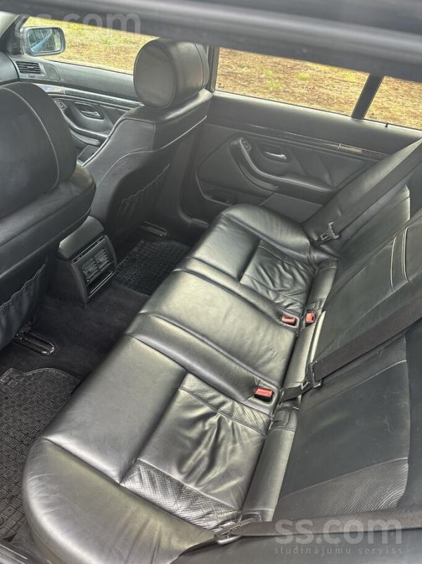 Melns BMW 530 2003 Daugavpils, ar dzinēja tilpumu 3.00 L un nobraukumu 400 tūkst. km par 1950 €, foto 8 vietnē AUTOMOTO.COM.LV