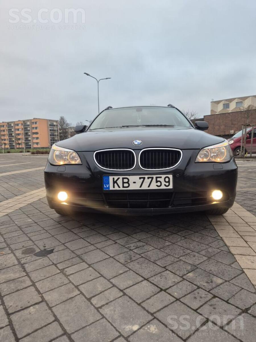 Melns BMW 530 2004 Jelgava, ar dzinēja tilpumu 3.00 L un nobraukumu 546 tūkst. km par 2500 €, foto 1 vietnē AUTOMOTO.COM.LV