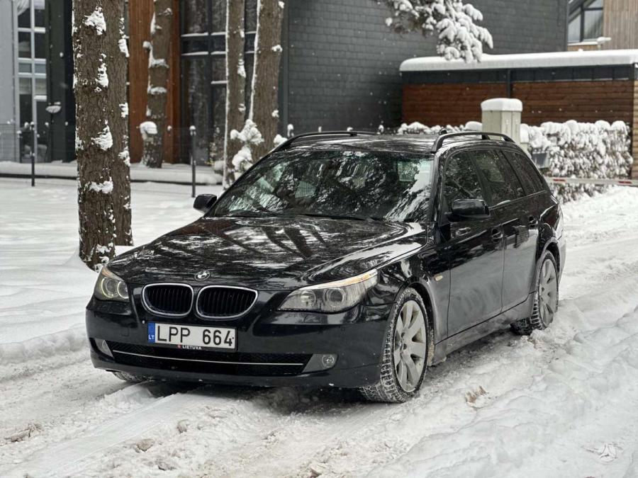 Black BMW 530 2004 in Vilnius, with an engine capacity of 2.99 L and mileage of 395 thousand km for 2950 €, photo 1 on AUTOMOTO.COM.LV
