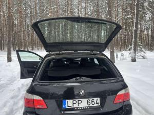 Black BMW 530 2004 in Vilnius, with an engine capacity of 2.99 L and mileage of 395 thousand km for 2950 €, photo 12 on AUTOMOTO.COM.LV