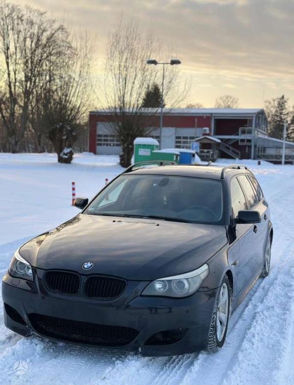 Black BMW 530 2004 in Silute, with an engine capacity of 2.99 L and mileage of 430 thousand km for 3450 €, photo 2 on AUTOMOTO.COM.LV