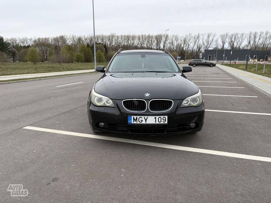 Melns BMW 530 2004 Klaipėda, ar dzinēja tilpumu 3.00 L un nobraukumu 500 tūkst. km par 2250 €, foto 3 vietnē AUTOMOTO.COM.LV