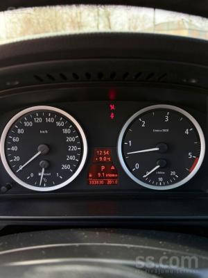 Черный БМВ 530 2004 в Вентспилс, объемом двигателя 3.00 л и пробегом 334 тыс. км за 3850 €, фото 11 на AUTOMOTO.COM.LV