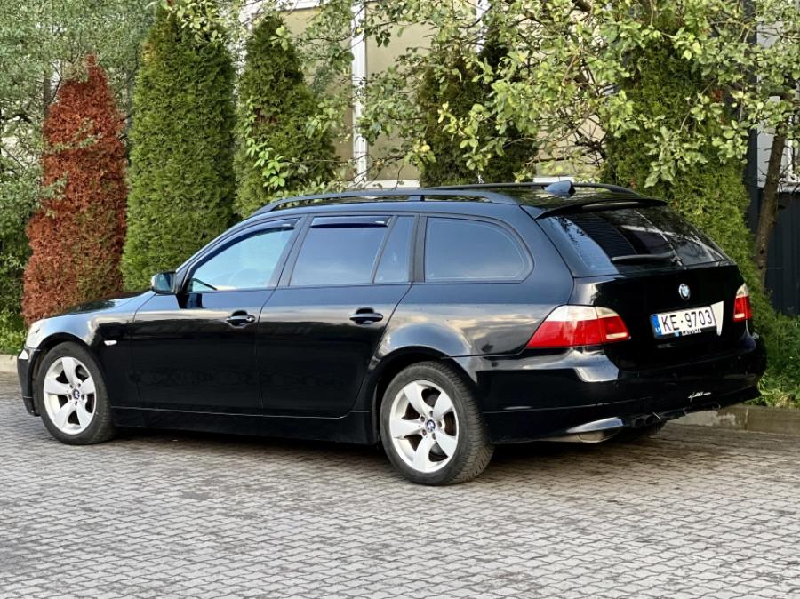 Melns BMW 530 2004 Rīga, ar dzinēja tilpumu 3.00 L un nobraukumu 280 tūkst. km par 3900 €, foto 3 vietnē AUTOMOTO.COM.LV