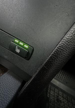 Melns BMW 530 2004 Rīga, ar dzinēja tilpumu 3.00 L un nobraukumu 280 tūkst. km par 3900 €, foto 13 vietnē AUTOMOTO.COM.LV