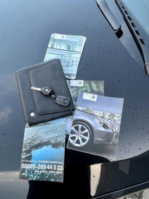 Melns BMW 530 2004 Rīga, ar dzinēja tilpumu 3.00 L un nobraukumu 280 tūkst. km par 3900 €, foto 20 vietnē AUTOMOTO.COM.LV