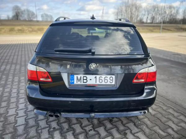 Melns BMW 530 2004 Jēkabpils, ar dzinēja tilpumu 3.00 L un nobraukumu 325 tūkst. km par 3400 €, foto 7 vietnē AUTOMOTO.COM.LV