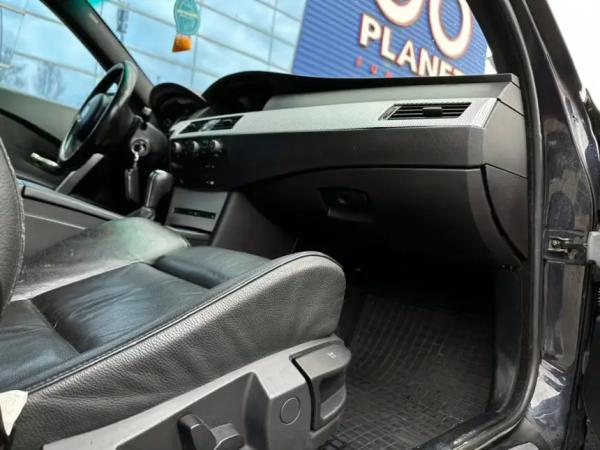 Black BMW 530 2004 in Riga, with an engine capacity of 3.00 L and mileage of 421 thousand km for 4490 €, photo 9 on AUTOMOTO.COM.LV