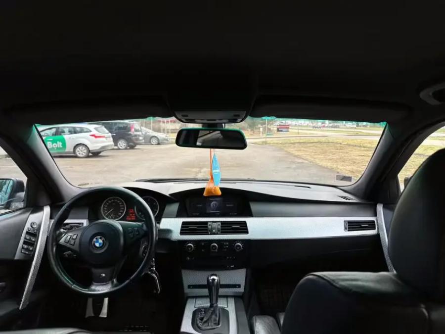 Черный БМВ 530 2004 в Рига, объемом двигателя 3.00 л и пробегом 421 тыс. км за 4490 €, фото 11 на AUTOMOTO.COM.LV