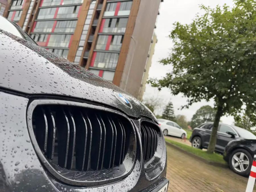 Melns BMW 530 2004 Rīga, ar dzinēja tilpumu 3.00 L un nobraukumu 412 tūkst. km par 3490 €, foto 6 vietnē AUTOMOTO.COM.LV
