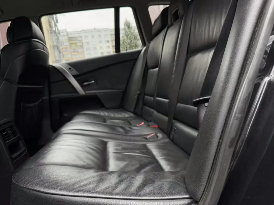 Melns BMW 530 2004 Rīga, ar dzinēja tilpumu 3.00 L un nobraukumu 412 tūkst. km par 3490 €, foto 9 vietnē AUTOMOTO.COM.LV