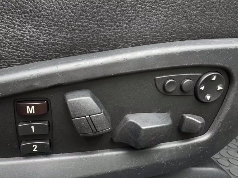 Melns BMW 530 2004 Rīga, ar dzinēja tilpumu 3.00 L un nobraukumu 412 tūkst. km par 3490 €, foto 11 vietnē AUTOMOTO.COM.LV