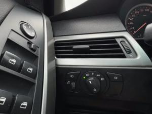 Melns BMW 530 2004 Rīga, ar dzinēja tilpumu 3.00 L un nobraukumu 412 tūkst. km par 3490 €, foto 25 vietnē AUTOMOTO.COM.LV