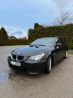 Black BMW 530 2004 in Riga, with an engine capacity of 3.00 L and mileage of 406 thousand km for 2900 €, photo  on AUTOMOTO.COM.LV