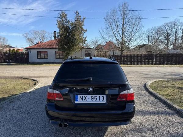 Black BMW 530 2004 in Ventspils, with an engine capacity of 3.00 L and mileage of 304 thousand km for 3100 €, photo 5 on AUTOMOTO.COM.LV