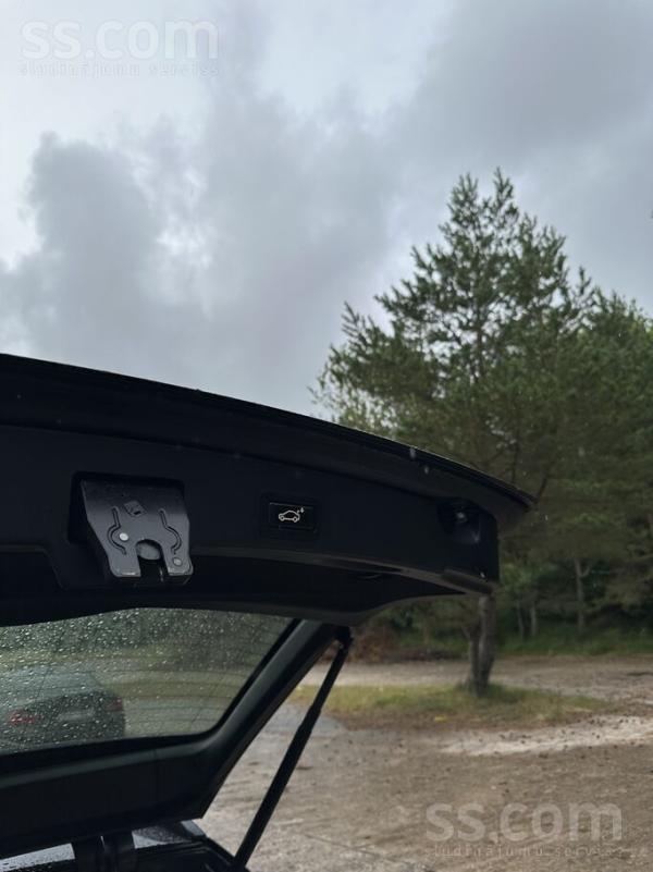 Melns BMW 530 2004 Liepāja, ar dzinēja tilpumu 3.00 L un nobraukumu 468 tūkst. km par 4600 €, foto 7 vietnē AUTOMOTO.COM.LV