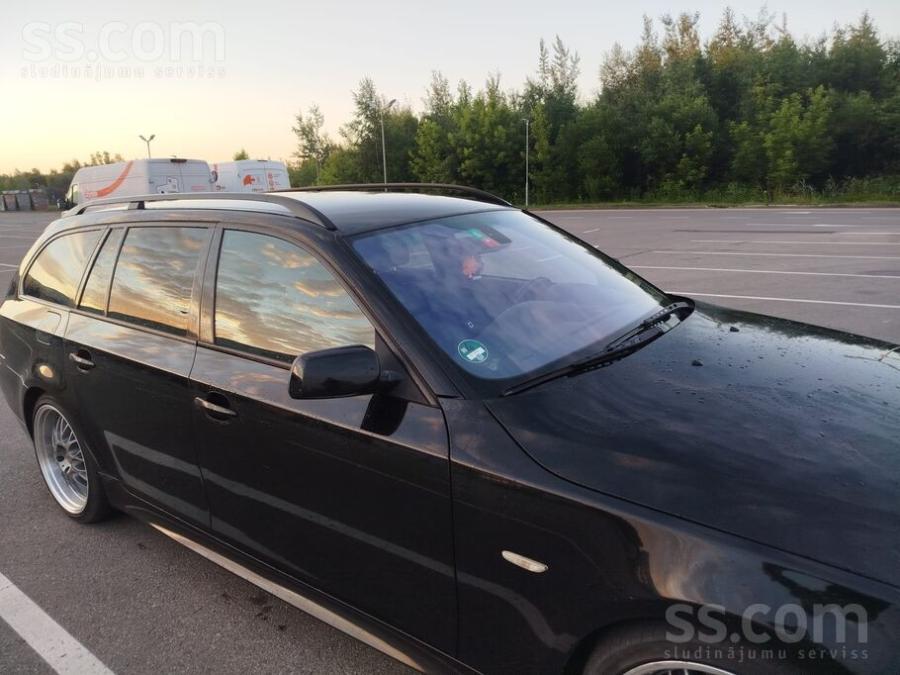 Melns BMW 530 2004 Daugavpils, ar dzinēja tilpumu 3.00 L un nobraukumu 285 tūkst. km par 3500 €, foto 3 vietnē AUTOMOTO.COM.LV