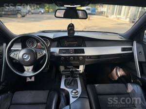 Black BMW 530 2004 in Riga, with an engine capacity of 3.00 L and mileage of 0 thousand km for 4200 €, photo 7 on AUTOMOTO.COM.LV