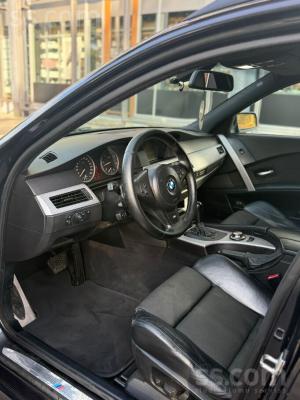 Black BMW 530 2004 in Riga, with an engine capacity of 3.00 L and mileage of 0 thousand km for 4200 €, photo 10 on AUTOMOTO.COM.LV