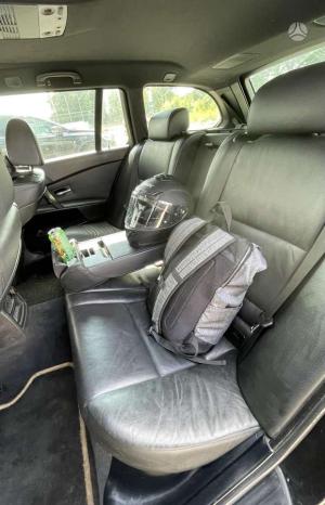 Melns BMW 530 2004 Radviliškis, ar dzinēja tilpumu 2.99 L un nobraukumu 402 tūkst. km par 3500 €, foto 15 vietnē AUTOMOTO.COM.LV