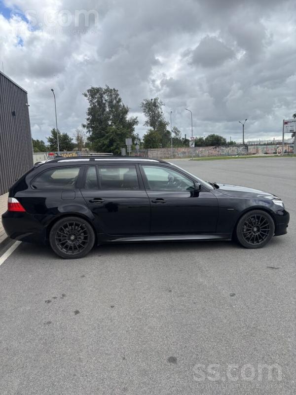 Melns BMW 530 2004 Liepāja, ar dzinēja tilpumu 3.00 L un nobraukumu 418 tūkst. km par 3590 €, foto 6 vietnē AUTOMOTO.COM.LV