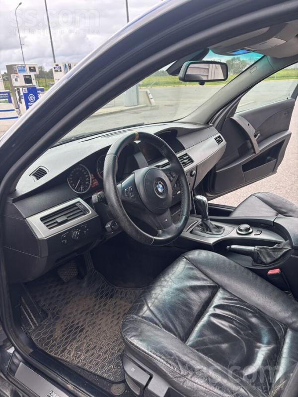 Melns BMW 530 2004 Liepāja, ar dzinēja tilpumu 3.00 L un nobraukumu 418 tūkst. km par 3590 €, foto 8 vietnē AUTOMOTO.COM.LV