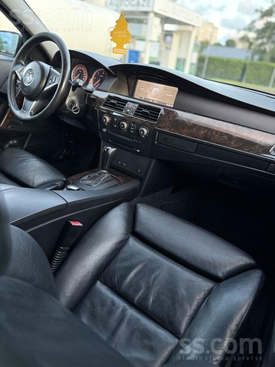 Black BMW 530 2004 in Liepaja, with an engine capacity of 3.00 L and mileage of 0 thousand km for 4650 €, photo 9 on AUTOMOTO.COM.LV