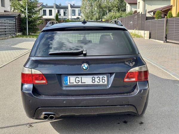 Black BMW 530 2004 in Vilnius, with an engine capacity of 2.99 L and mileage of 350 thousand km for 3900 €, photo 4 on AUTOMOTO.COM.LV