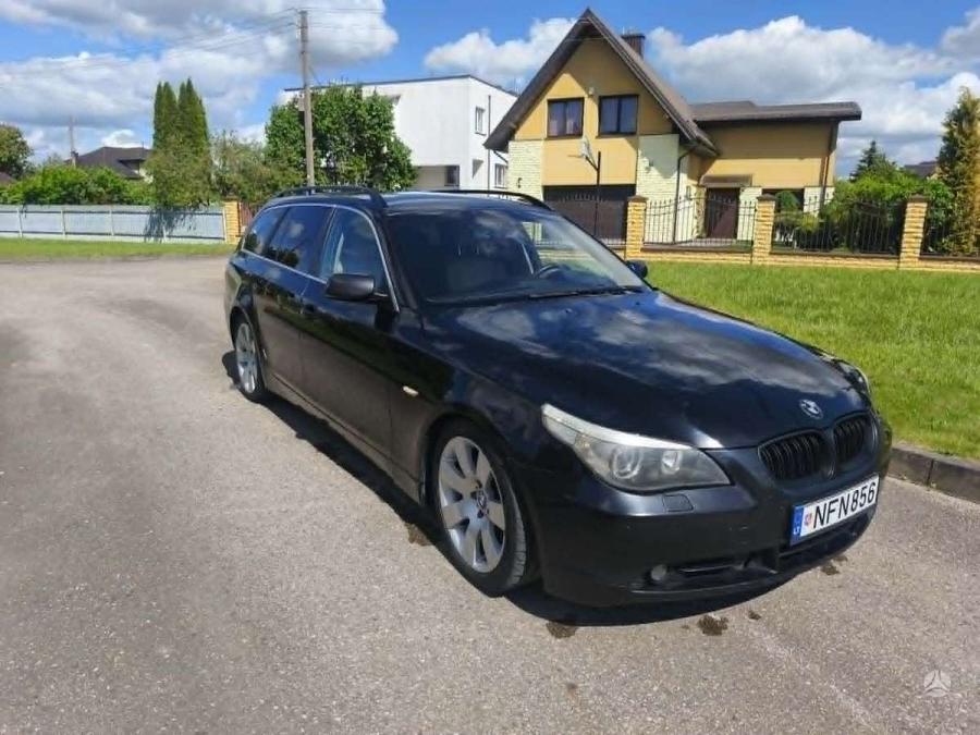 Black BMW 530 2004 in Kedainiai, with an engine capacity of 2.99 L and mileage of 391 thousand km for 3199 €, photo 6 on AUTOMOTO.COM.LV