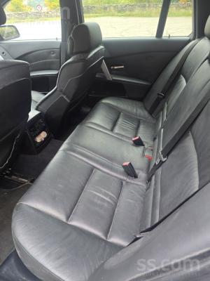 Melns BMW 530 2004 Talsi, ar dzinēja tilpumu 3.00 L un nobraukumu 345 tūkst. km par 4600 €, foto 7 vietnē AUTOMOTO.COM.LV