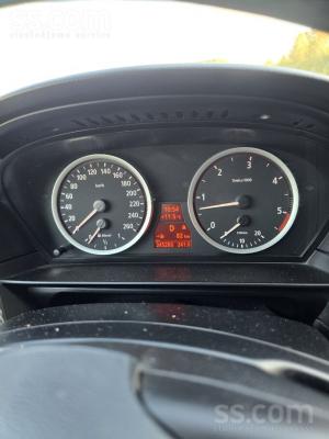 Melns BMW 530 2004 Talsi, ar dzinēja tilpumu 3.00 L un nobraukumu 345 tūkst. km par 4600 €, foto 9 vietnē AUTOMOTO.COM.LV