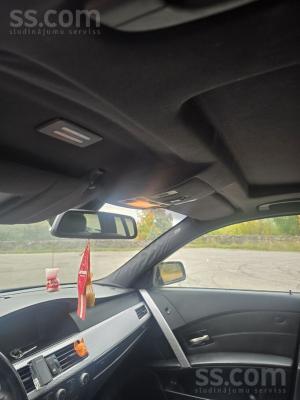 Melns BMW 530 2004 Talsi, ar dzinēja tilpumu 3.00 L un nobraukumu 345 tūkst. km par 4600 €, foto 10 vietnē AUTOMOTO.COM.LV